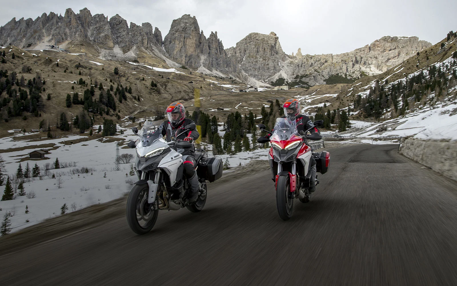 Multistrada Tour Alpen Edition: book an exclusive test ride