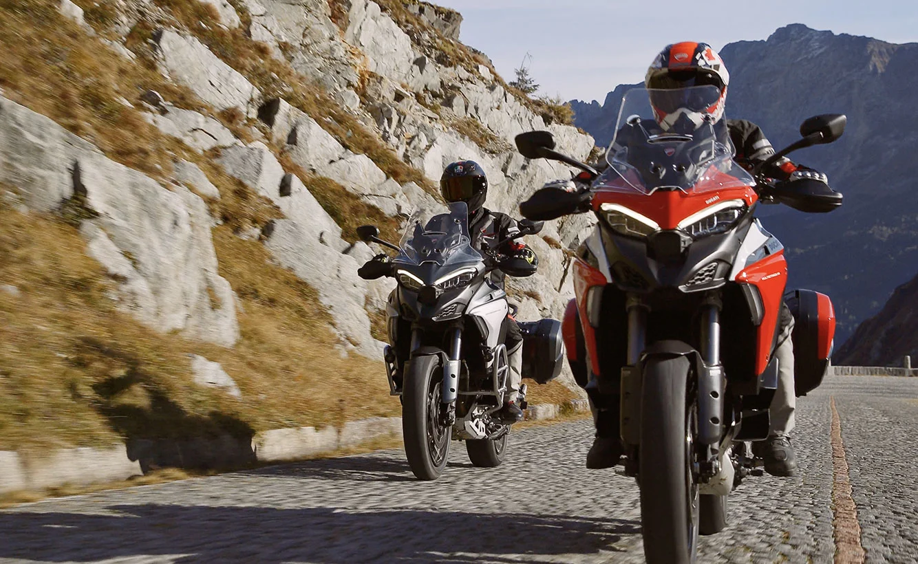 Multistrada V4 | Riding