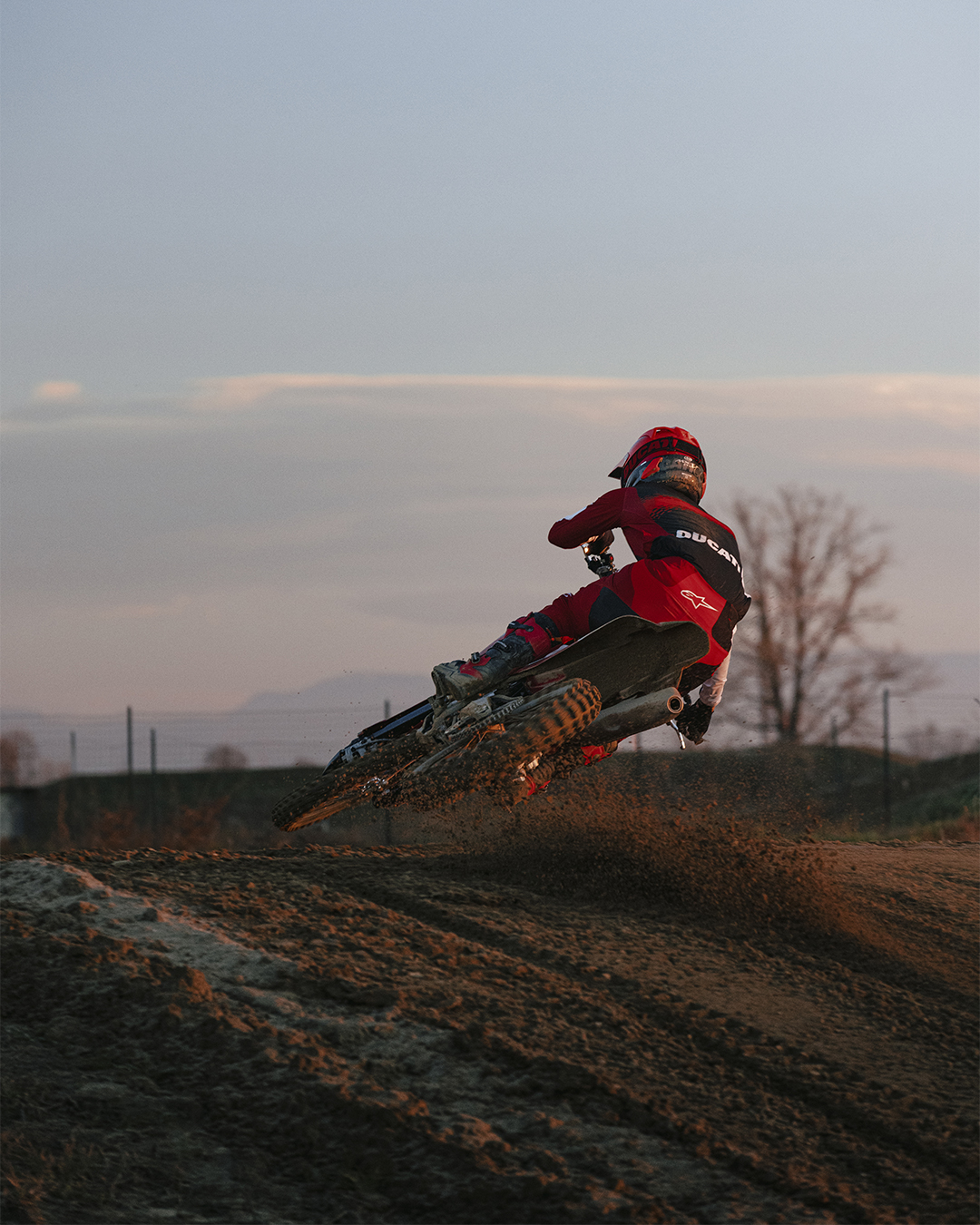 Nouvelle Desmo450 MX Factory - Taillé pour la compétition