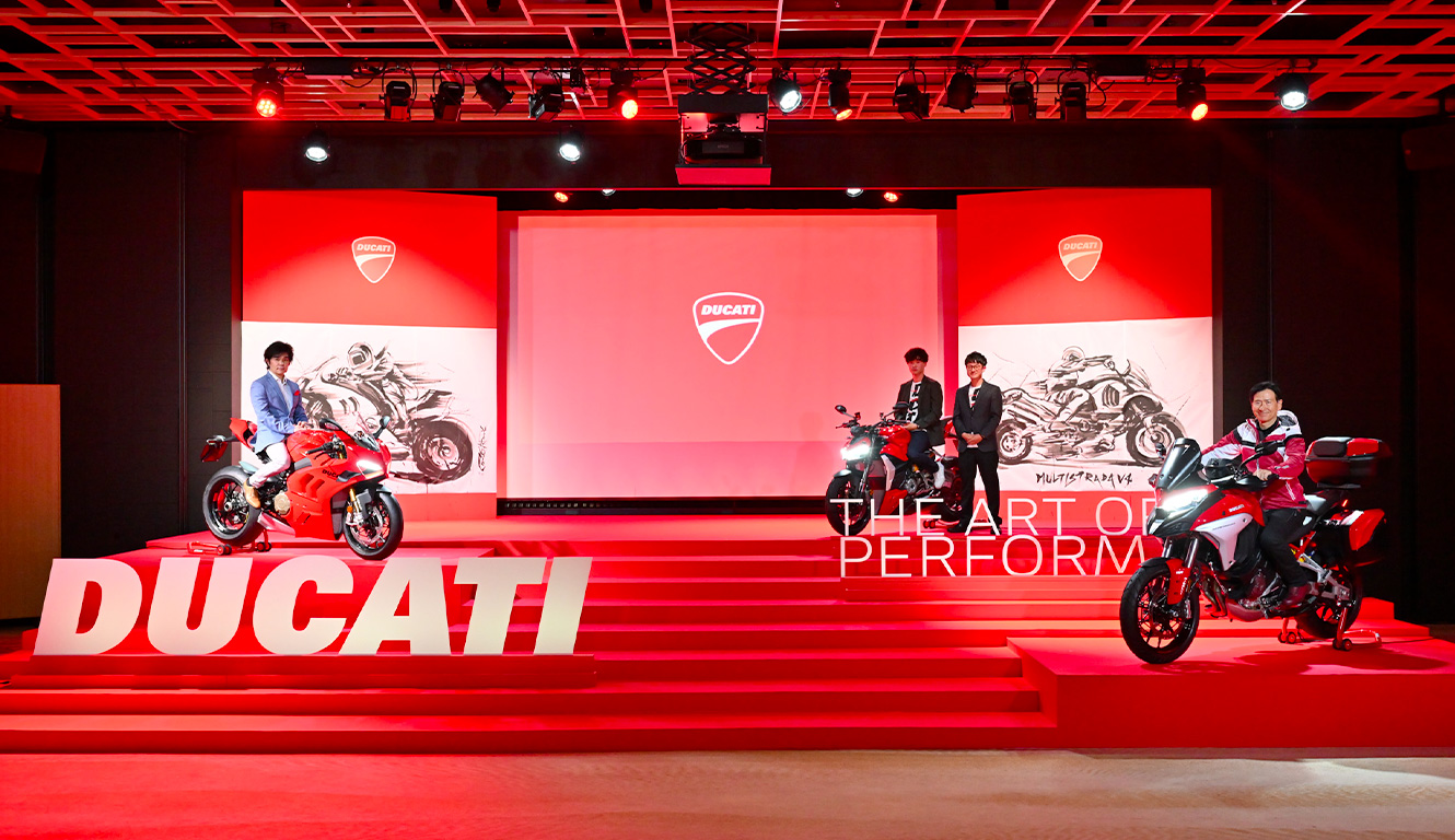 The night of Tokyo is painted in red with Ducati Brand Night
