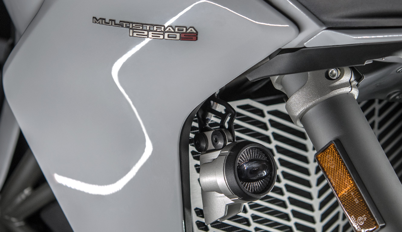 Turn every road into pure pleasure with your Multistrada 1260 and ...
