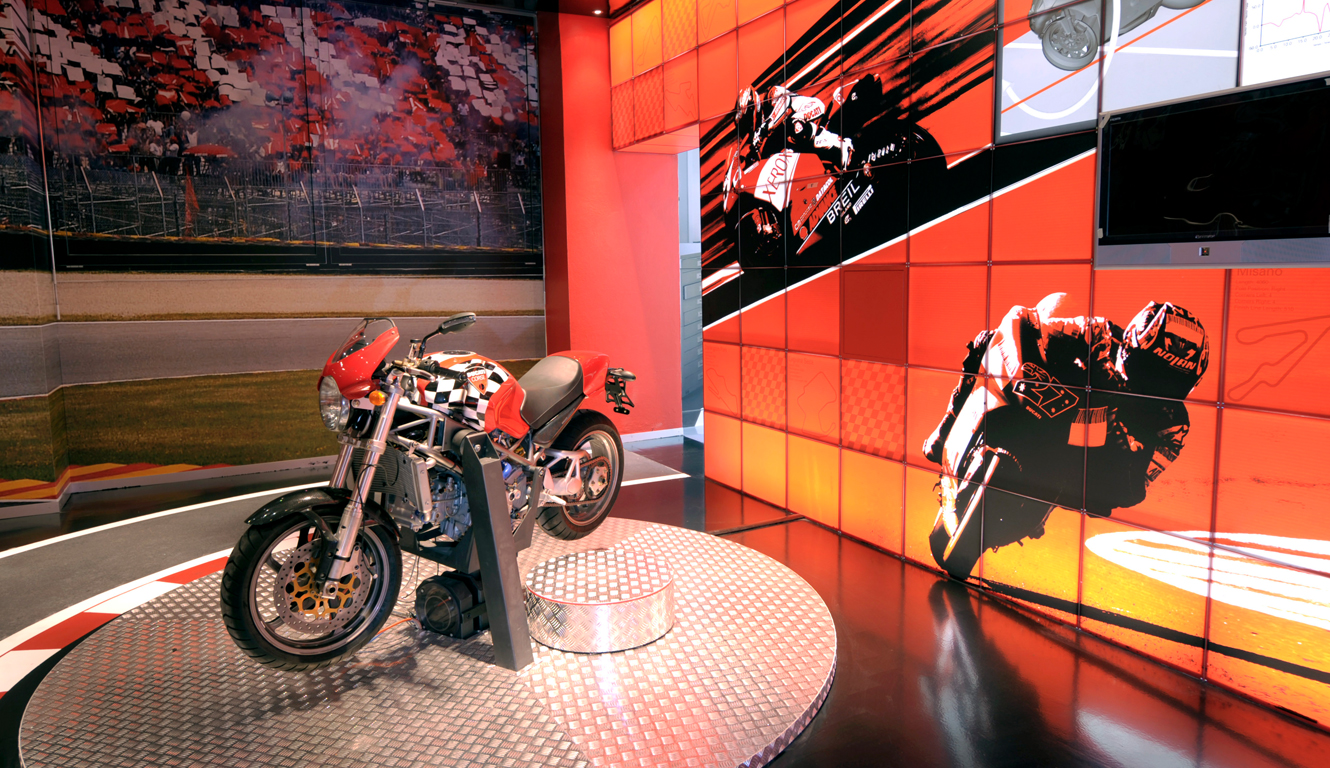 Fisica in Moto: who we are | Ducati