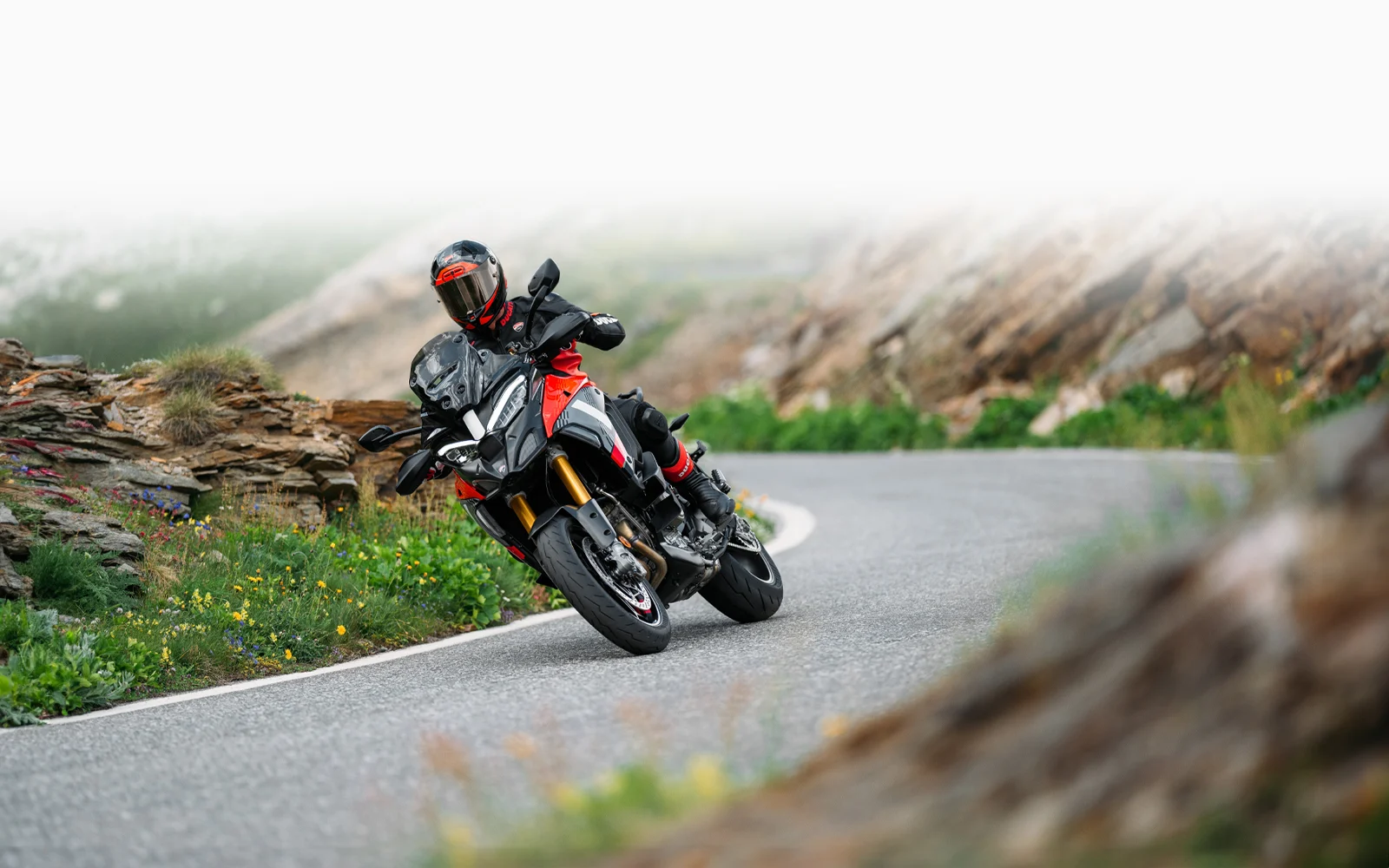 New Multistrada V4 Pikes Peak - Symphony of Emotions.