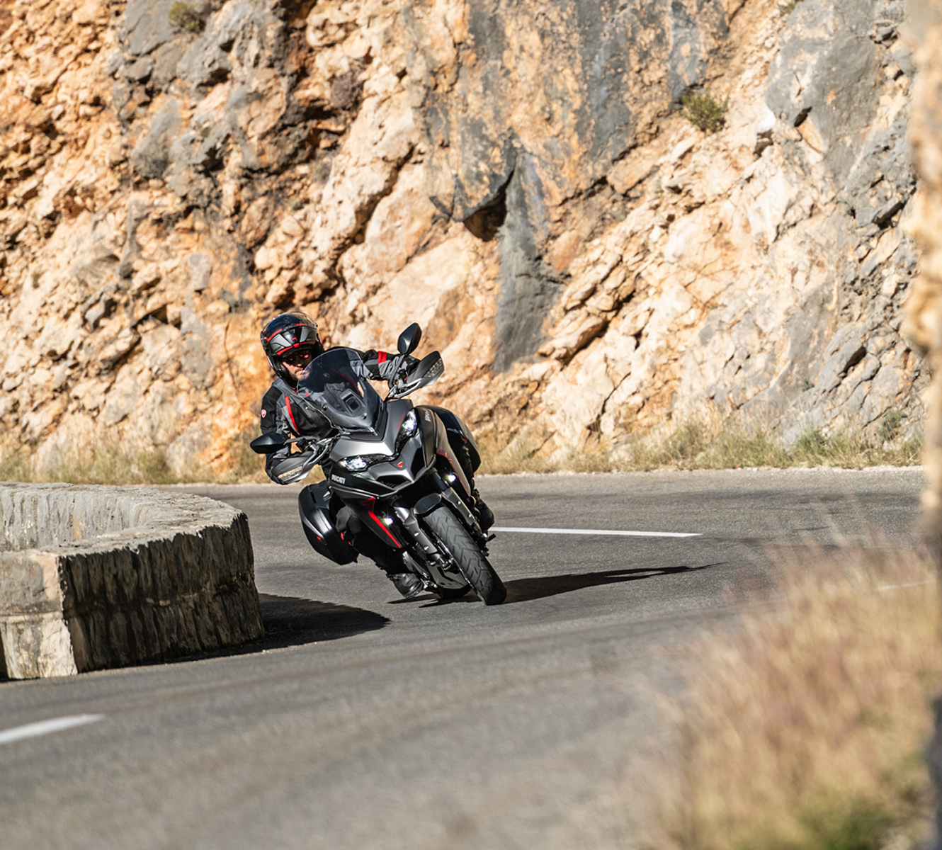 Nuevo Multistrada 1260 S Grand Tour: ¿Destino? En todas partes | Ducati