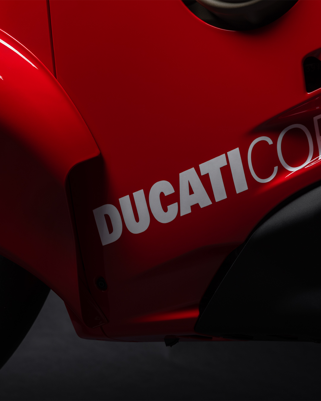 テクノロジーとデザイン | ドゥカティ パニガーレ V4 R