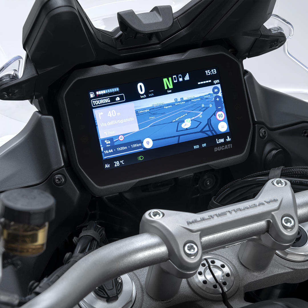 Ducati Connect & Mirroring | MTS V4 | Ducati Motorcycles & Helmets