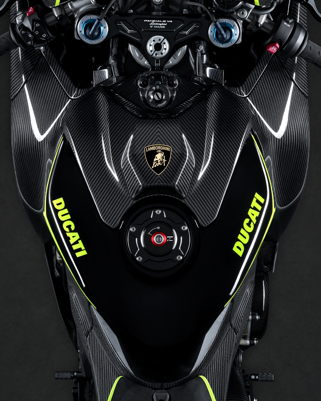 Ducati and Lamborghini together again, writing a new chapter of sportiness, beauty and ...