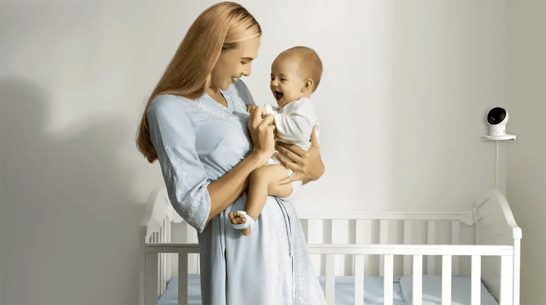 Baby Monitor Tech - The Smart Ways To Watch Your Bub - JB Hi-Fi