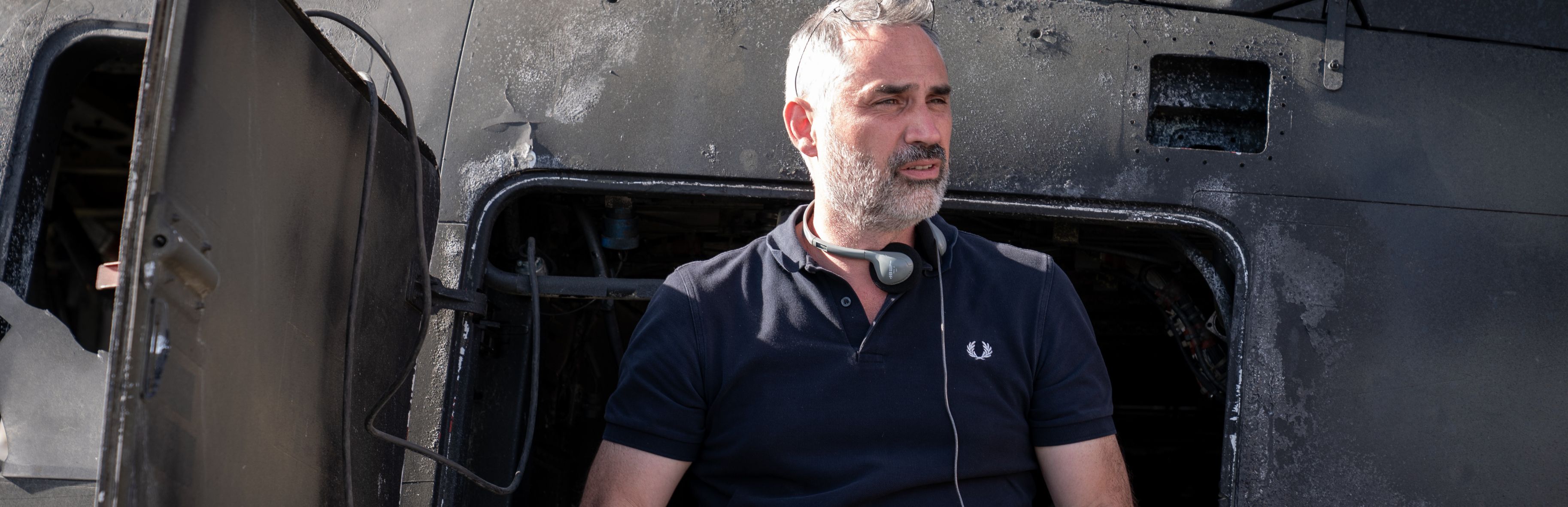 Filmmaker's signature: Alex Garland - JB Hi-Fi