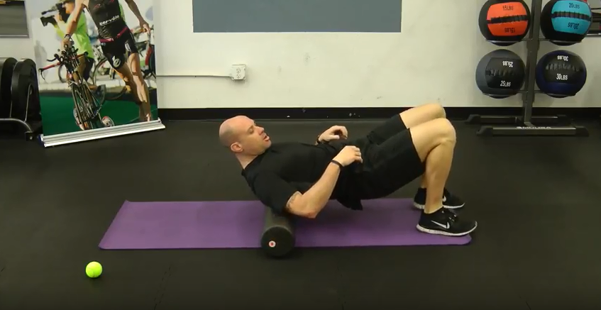 How To Use A Foam Roller: A Simple Guide To Foam Rolling For Runners ...