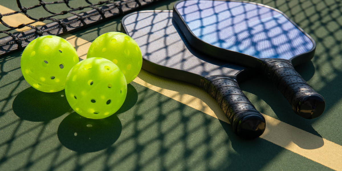 How To Play Pickleball: Beginner’s Guide To The Game Sweeping The ...