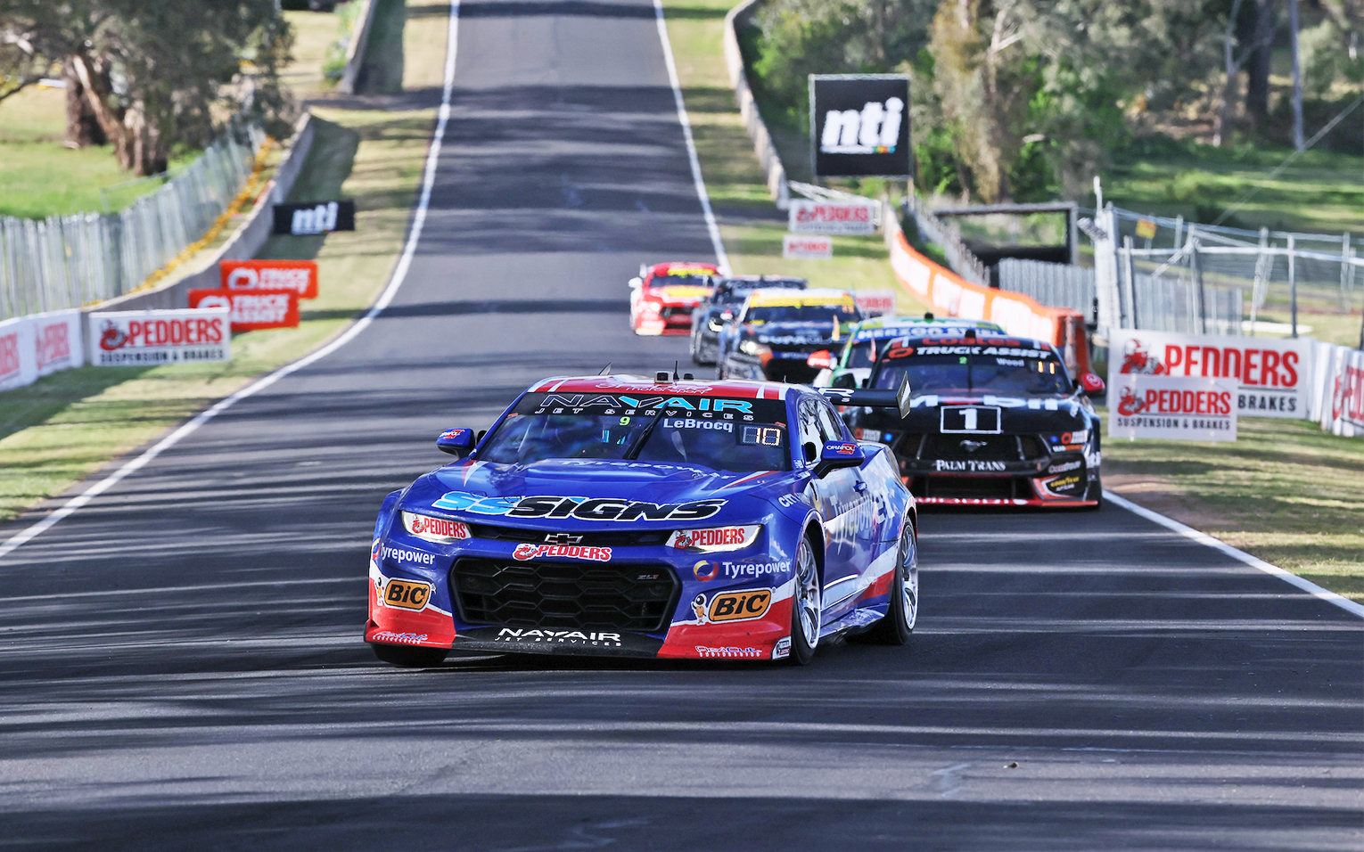 The split-second sacrifice that sealed Erebus' Bathurst win | Supercars