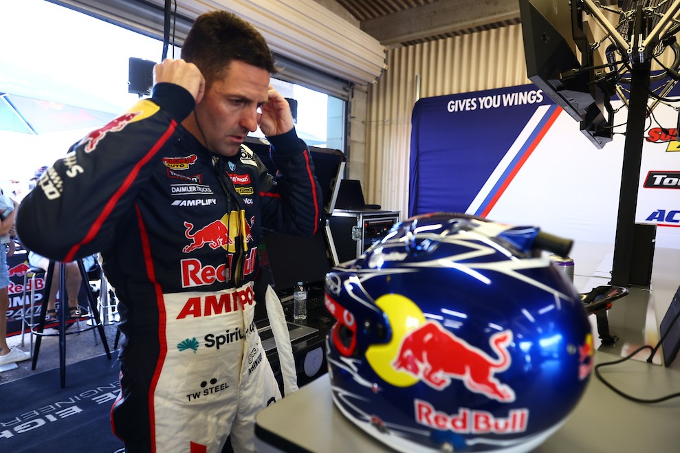 'Braking so bloody deep': Drivers react to new tyre | Supercars