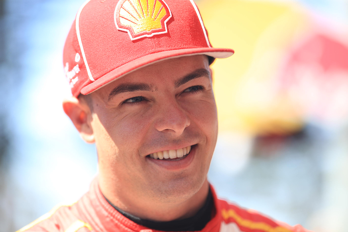 McLaughlin pretending there's no points gap | Supercars