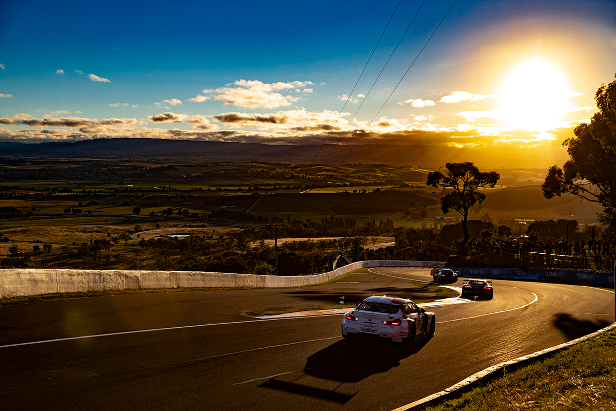 How to watch the 2019 Bathurst 12 Hour | Supercars