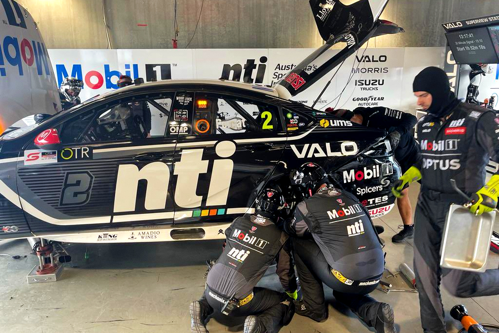 High praise for WAU crew after rapid rebuild | Supercars