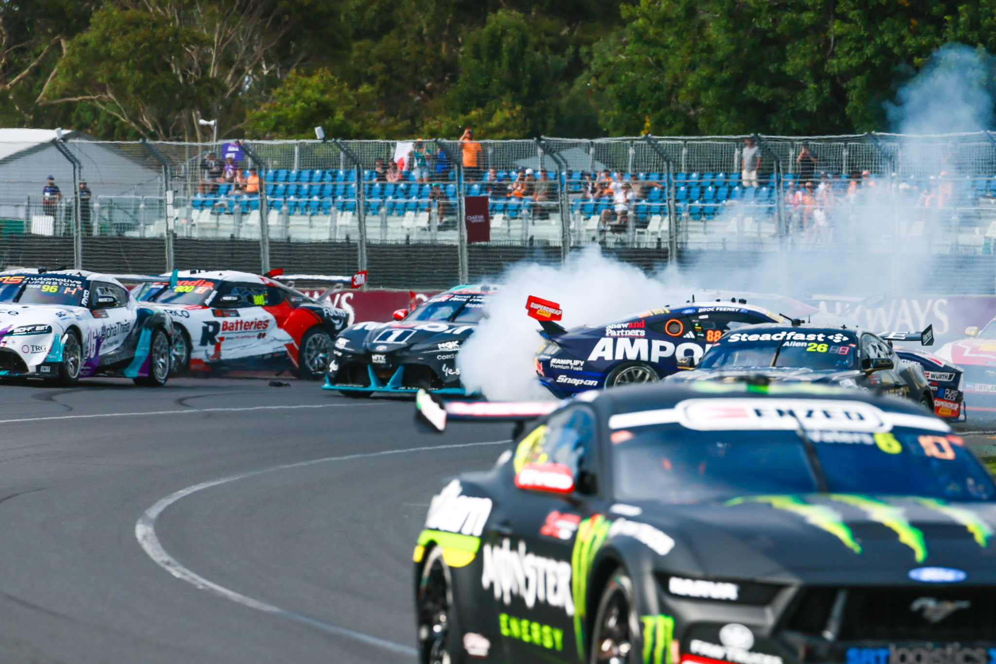 How 'extremely lucky’ Waters predicted Turn 1 madness | Supercars