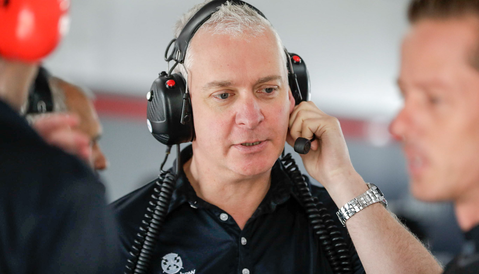 Mobil 1 HSV Racing confirms Burgess exit | Supercars