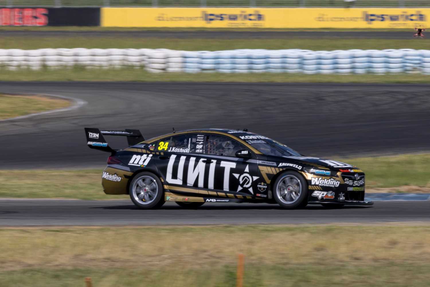 Queensland teams on track ahead of test | Supercars
