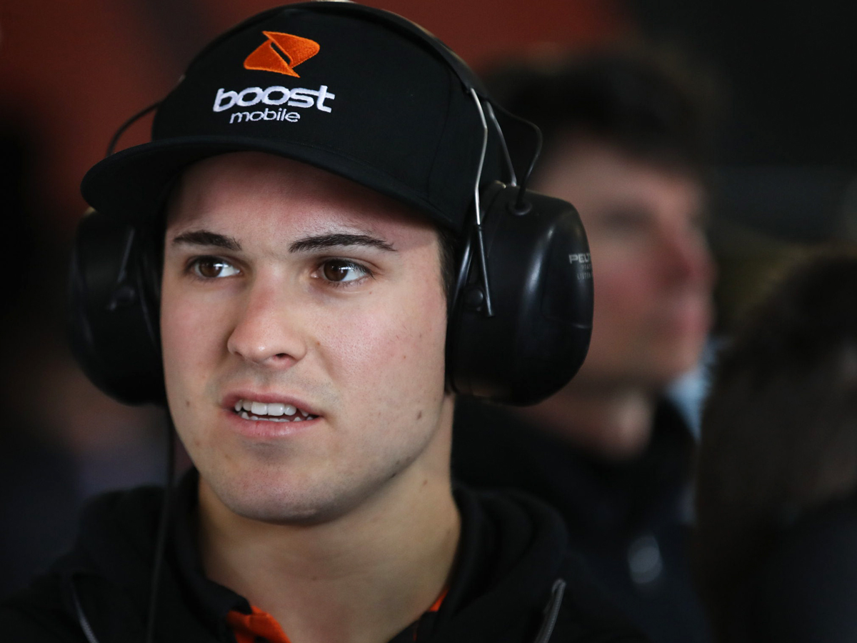 Golding’s ‘surreal’ late Bathurst charge | Supercars