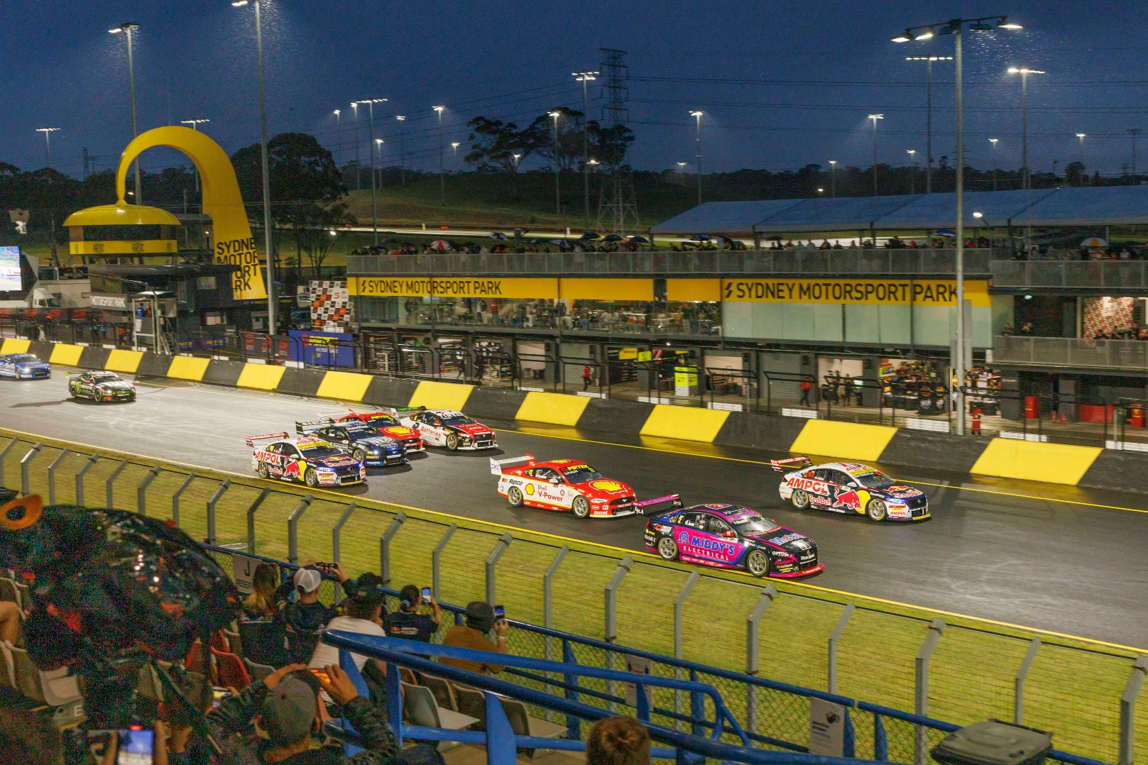 Blockbuster ratings for racing return in Sydney | Supercars