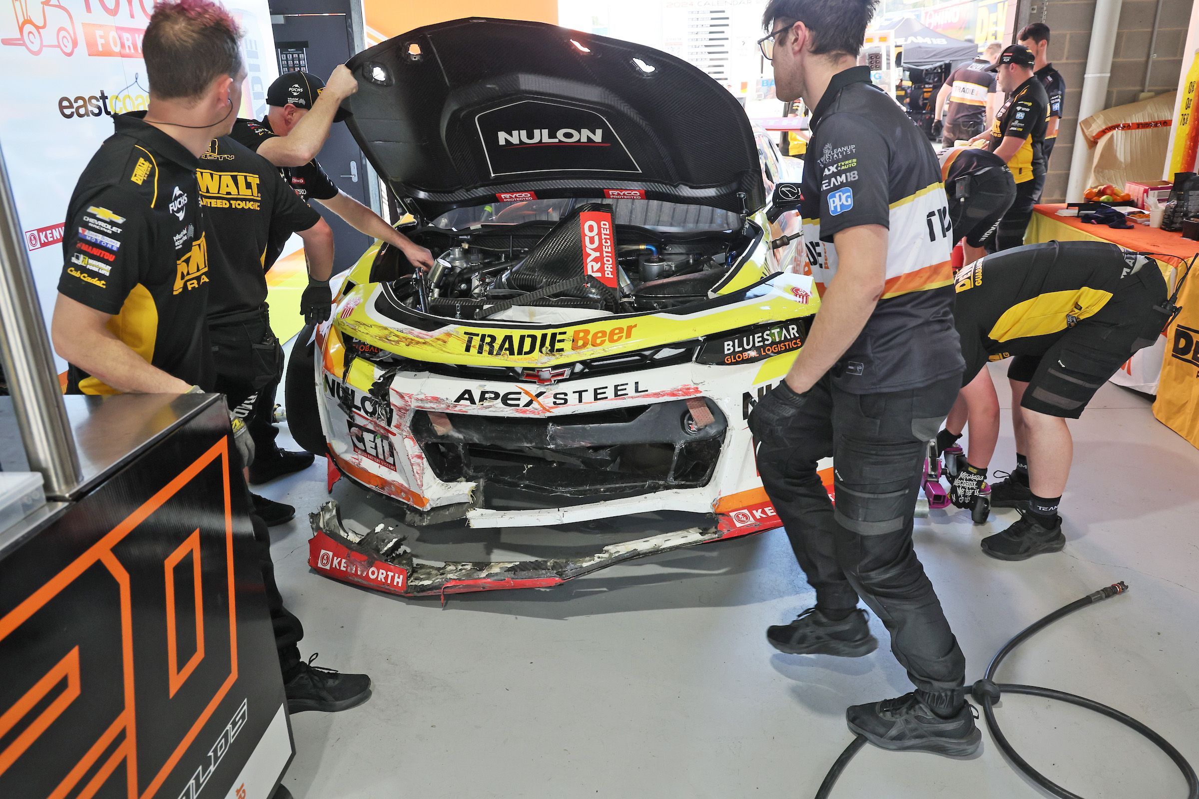 Schwerkolt details all-night repair heroics | Supercars