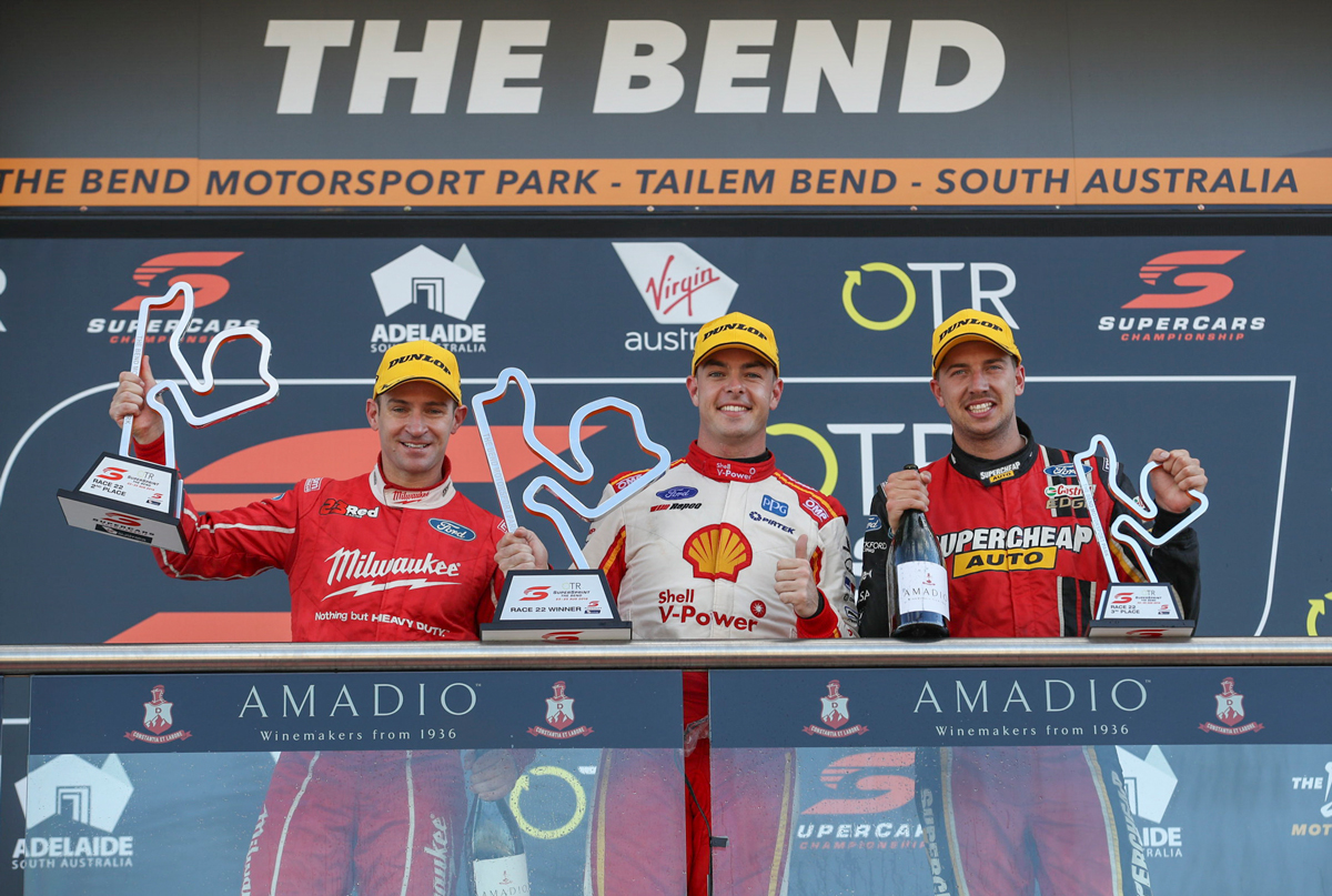 McLaughlin equals Lowndes with 16th win | Supercars