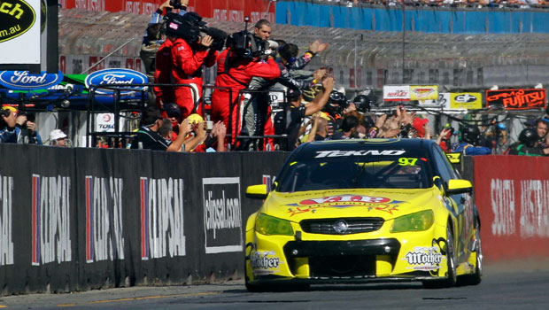 Holden Happy With Winning VF Commodore Debut | Supercars