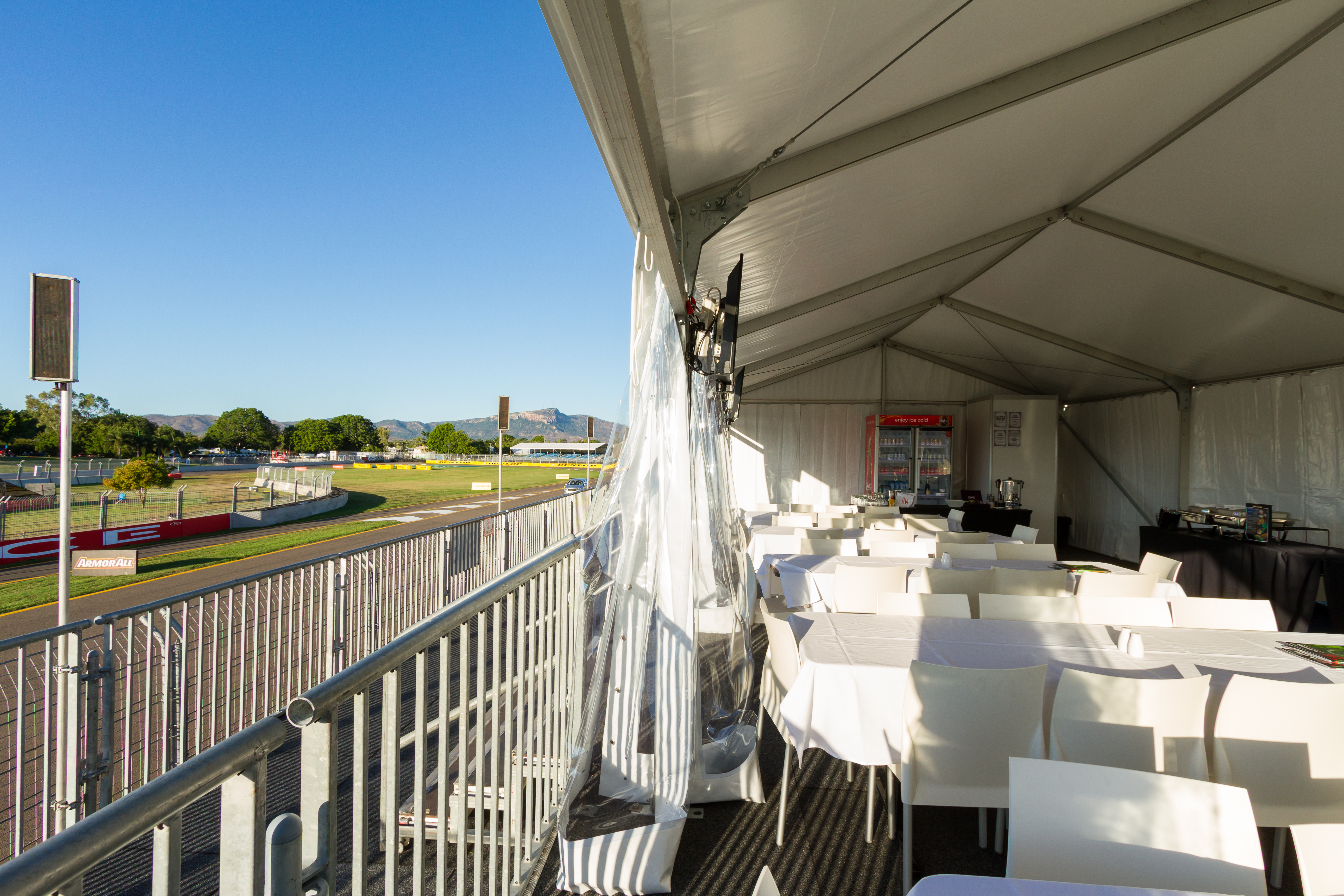 2025 NTI Townsville 500: Hairpin Club | Repco Supercars Championship ...