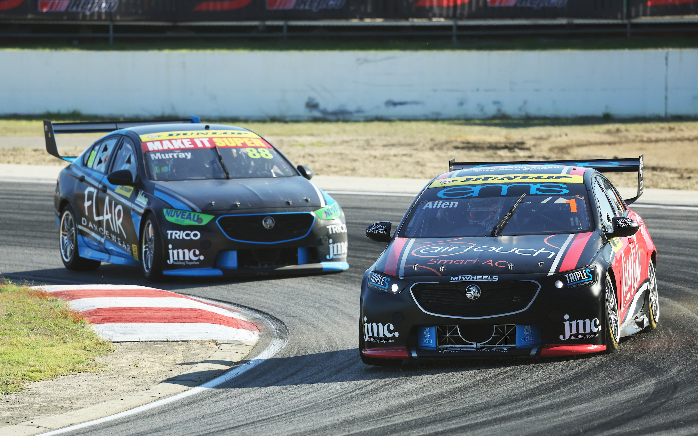 Allen resists Murray in Perth Dunlop Series opener | Supercars