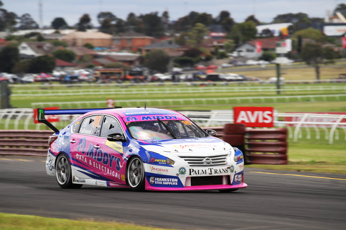 Boys claims maiden win, Fullwood the title | Supercars