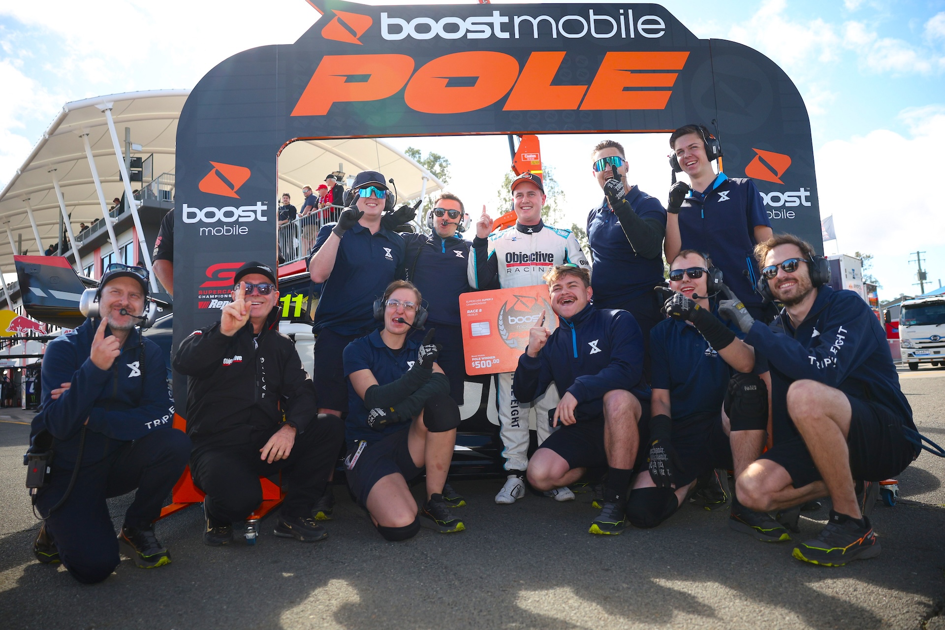 Walls denies Tickford trio with record lap | Supercars