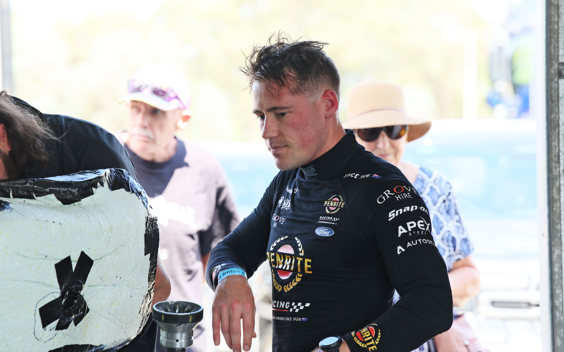 Stanaway's five-lap feeling for home | Supercars