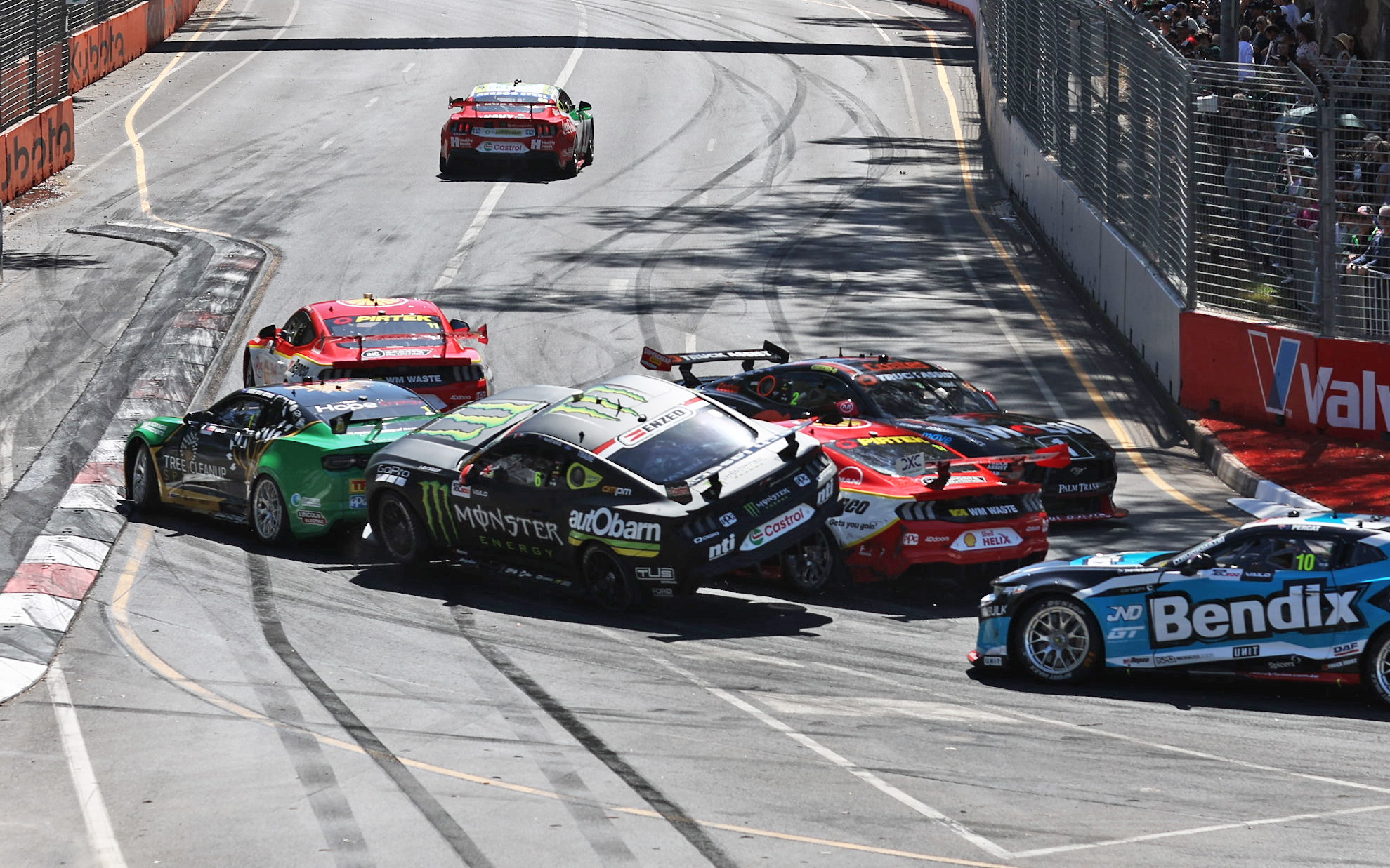 Thrown in the deep end: Assessing Murray, Allen's early debuts | Supercars