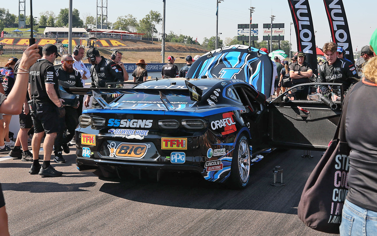 Engine change for Kostecki car after Darwin DNS | Supercars