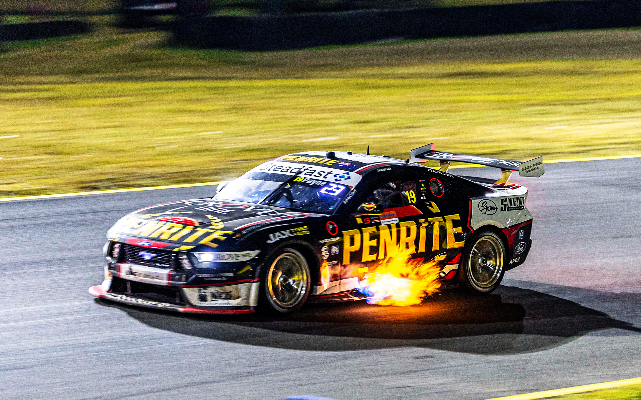 Why racing at night feels like 'a million miles an hour' | Supercars