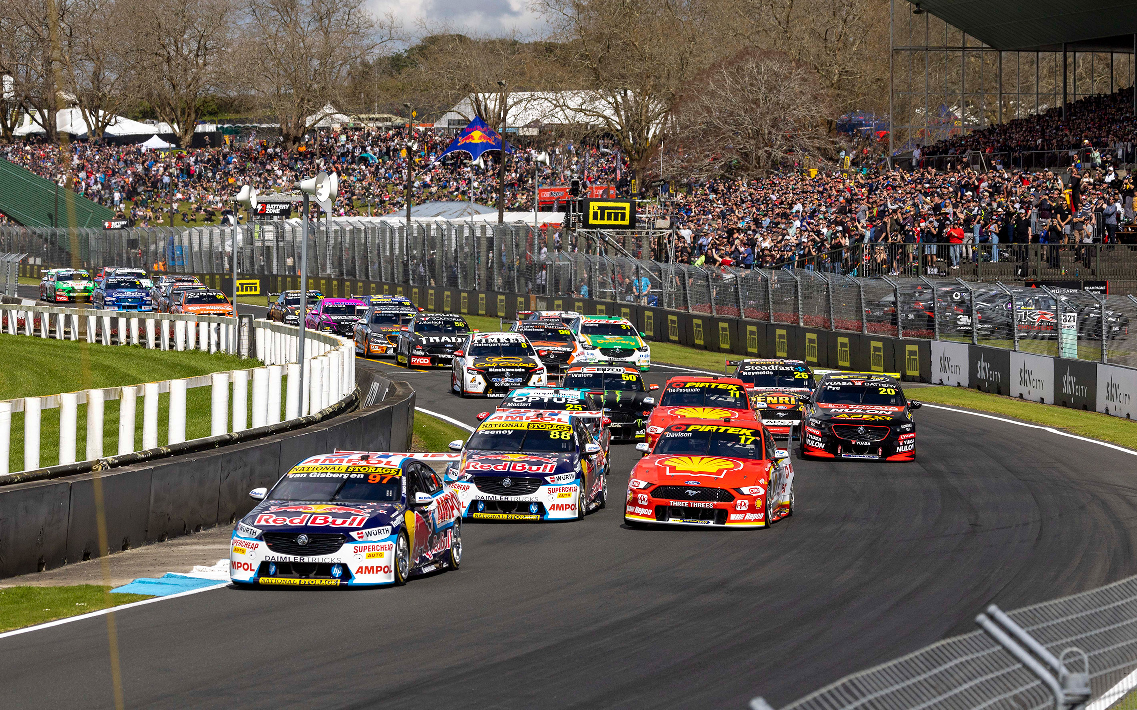 Celebrating New Zealand in Supercars: The circuits | Supercars