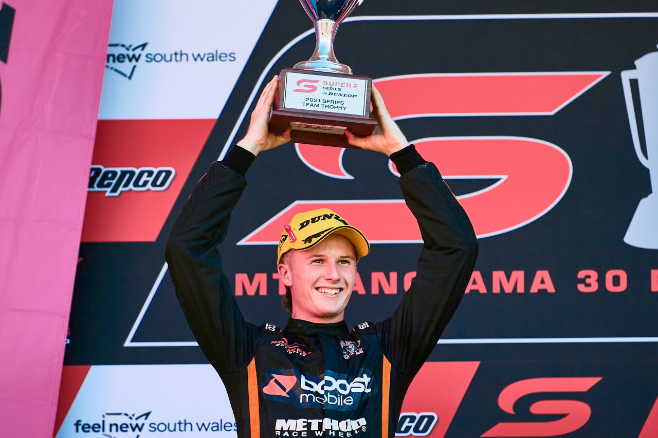 Morris turns first laps in race-winning Falcon | Supercars