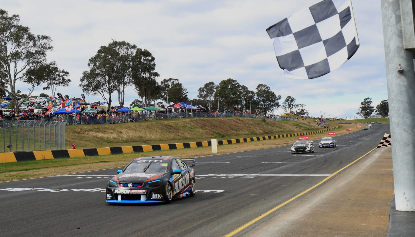 Dumbrell tightens points gap with Race 2 win | Supercars