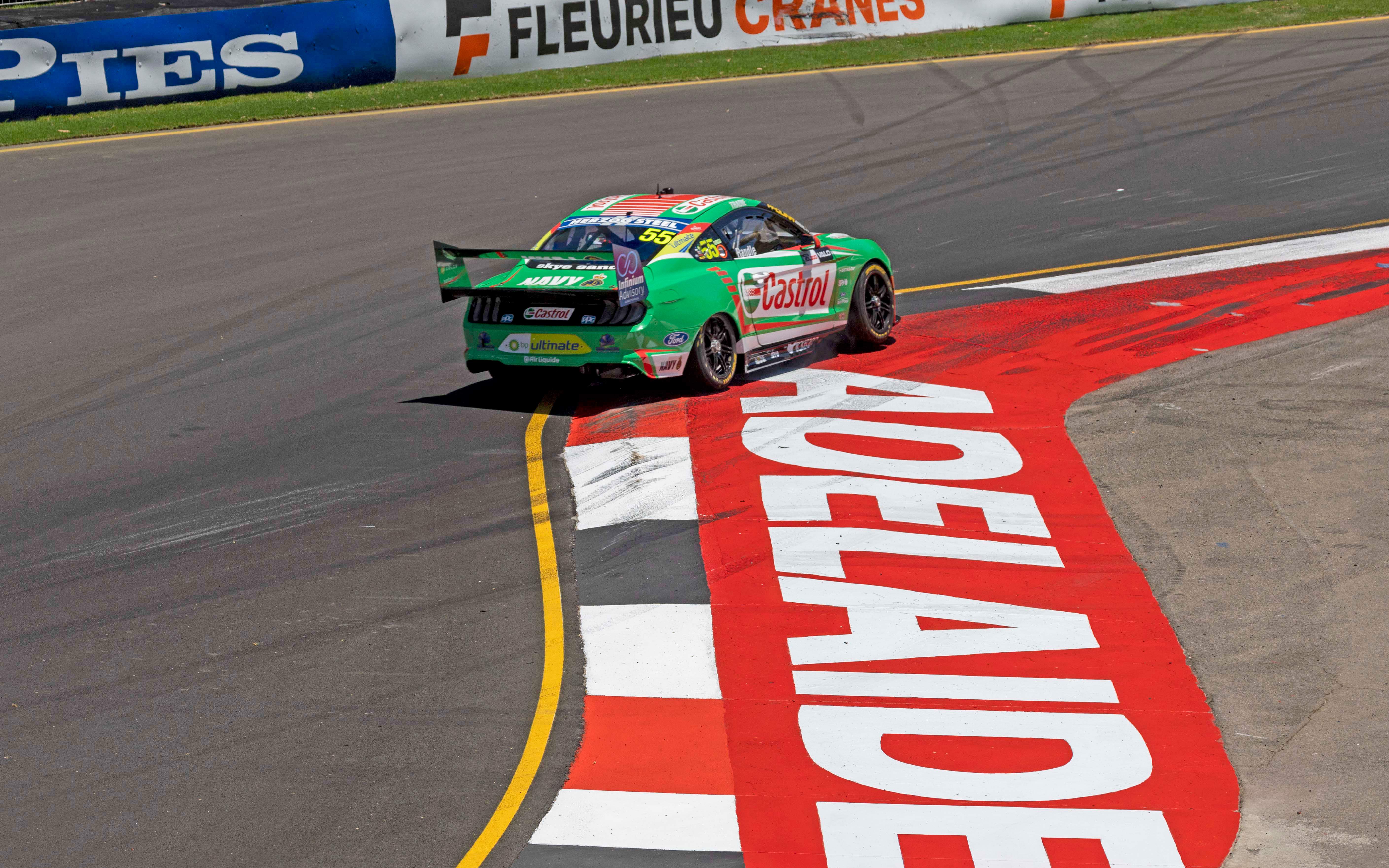 Drivers braced for tricky Adelaide surface, Turn 8 aero affect | Supercars