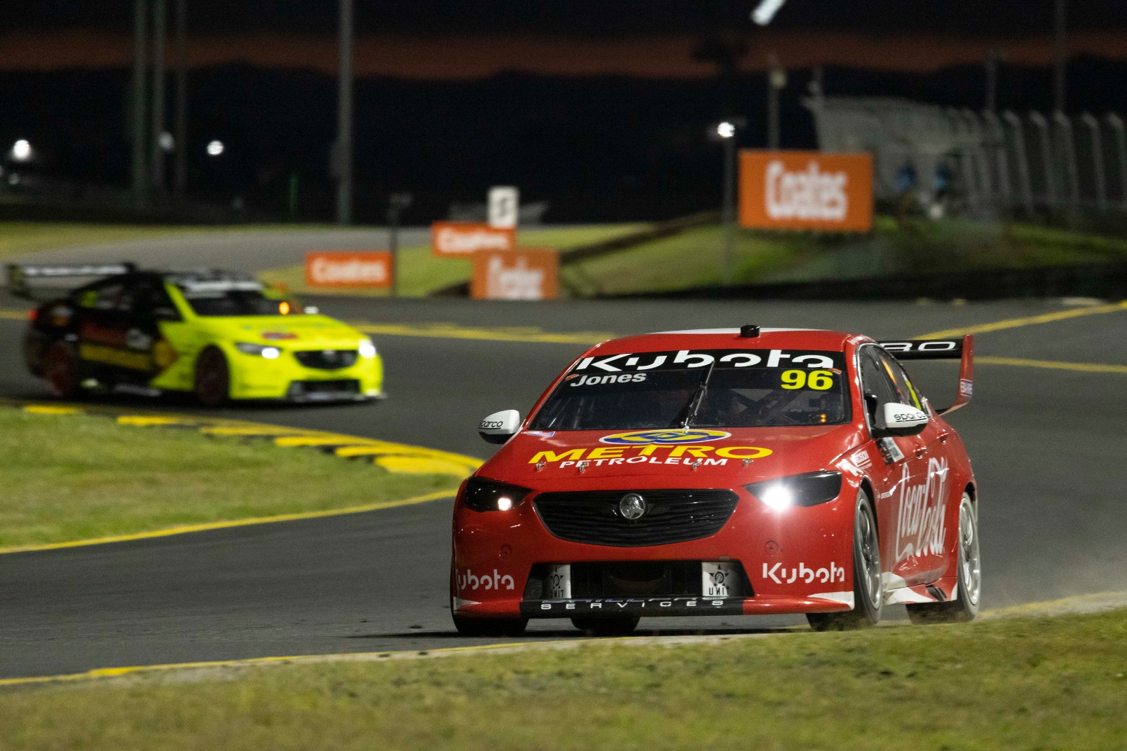 Jones' key 'steps forward' in Sydney opener | Supercars
