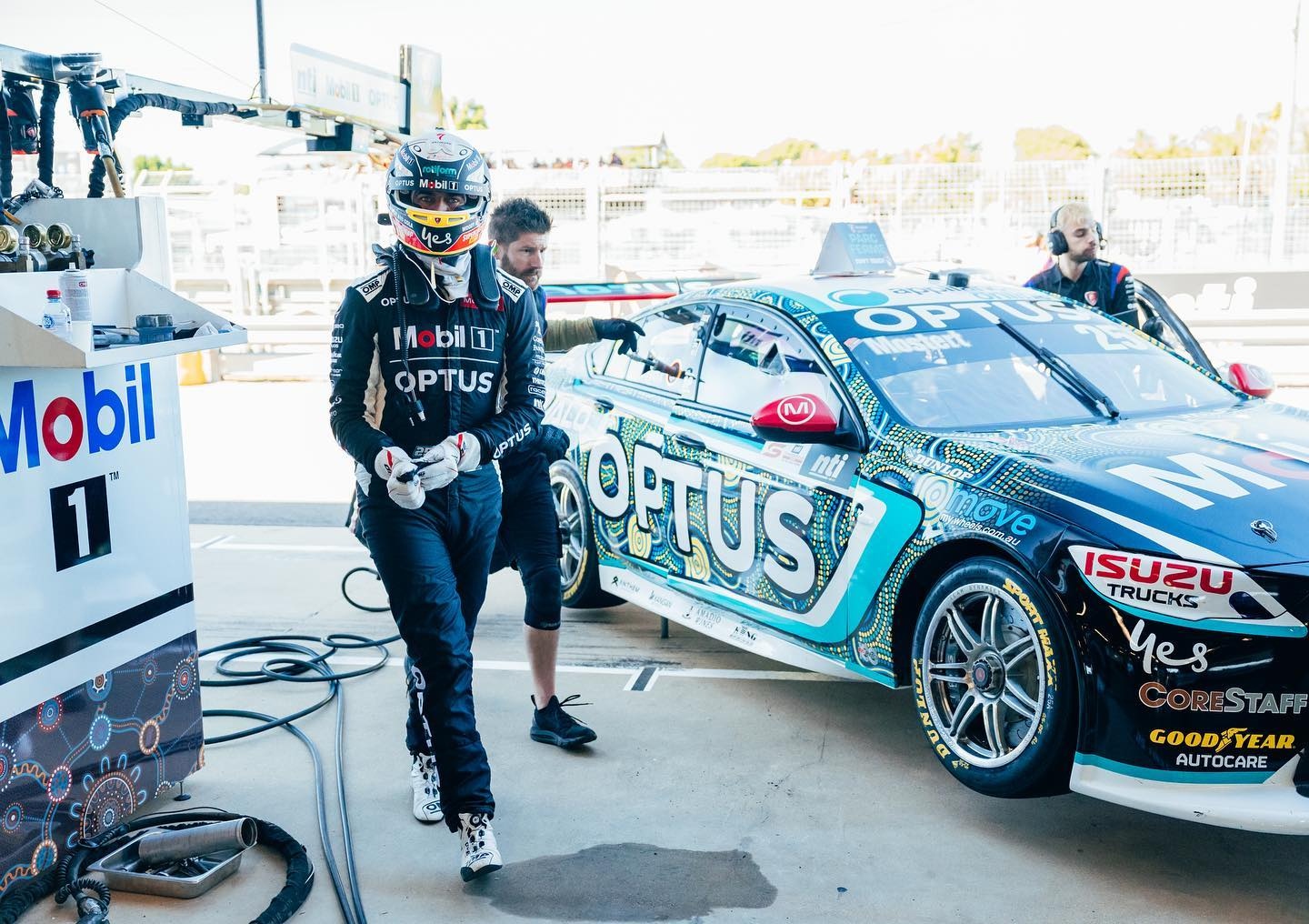 Mostert 'found answers' over tough weekend | Supercars