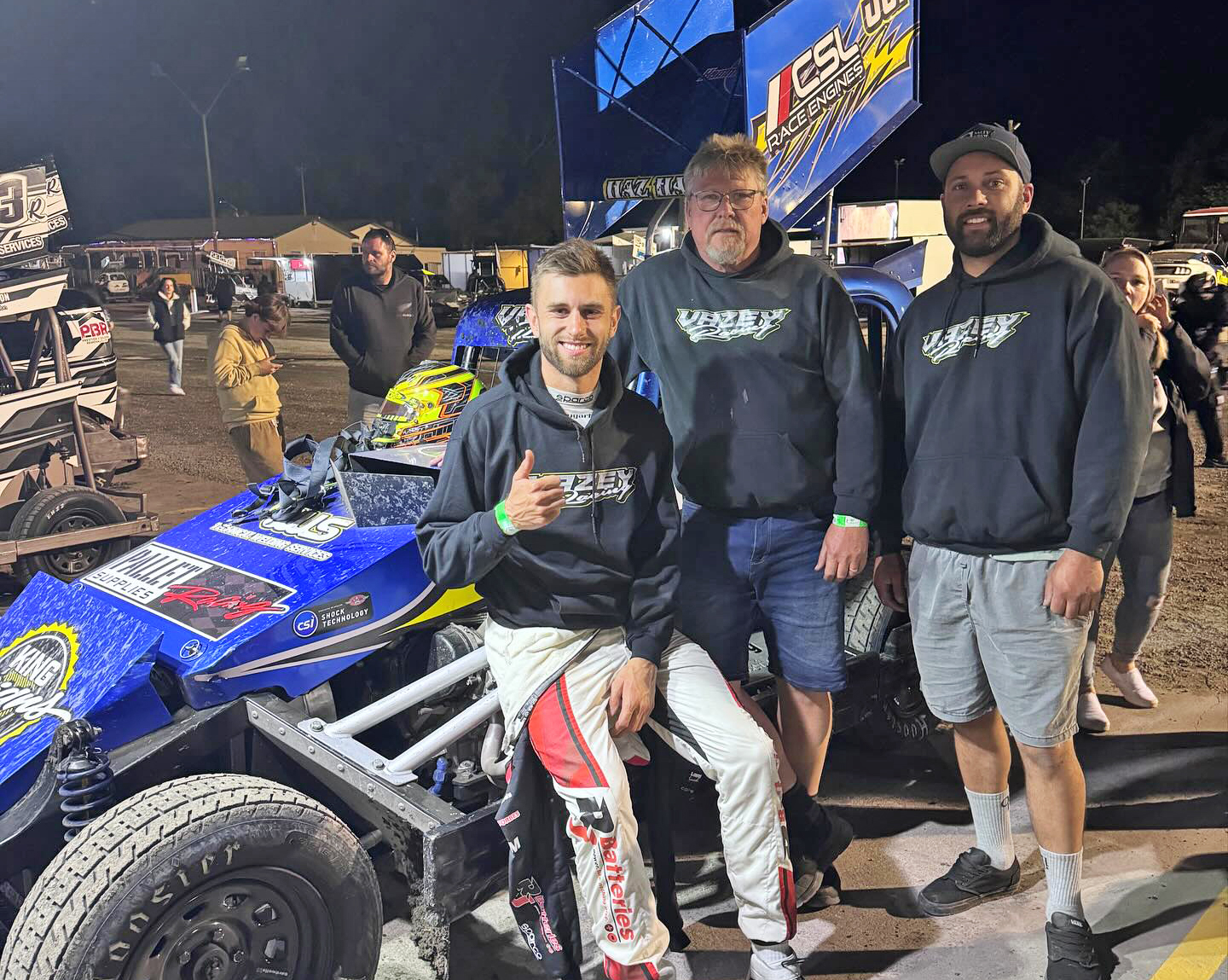 Supercars drivers star in NZ speedway event | Supercars