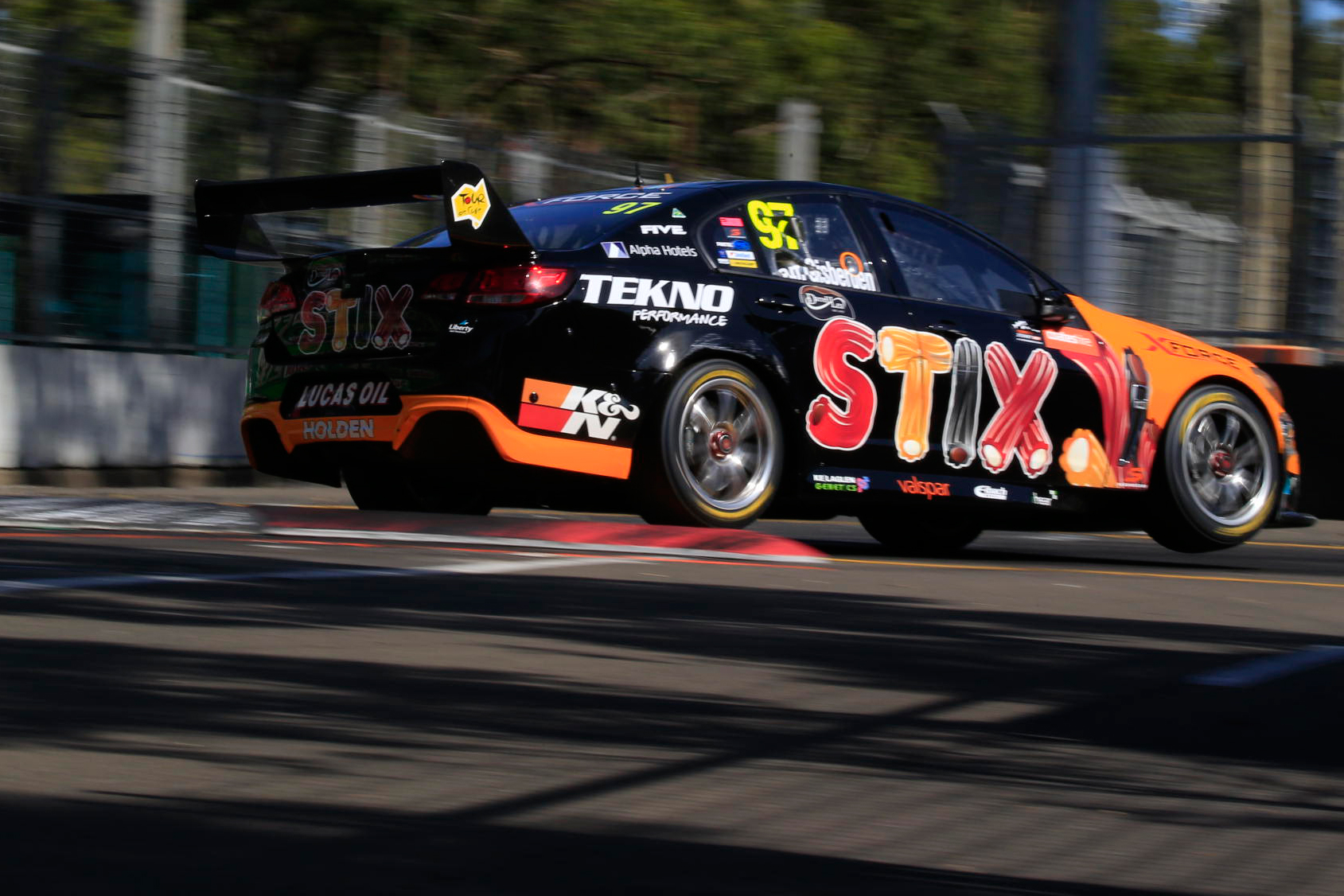 SVG wins final race | Supercars