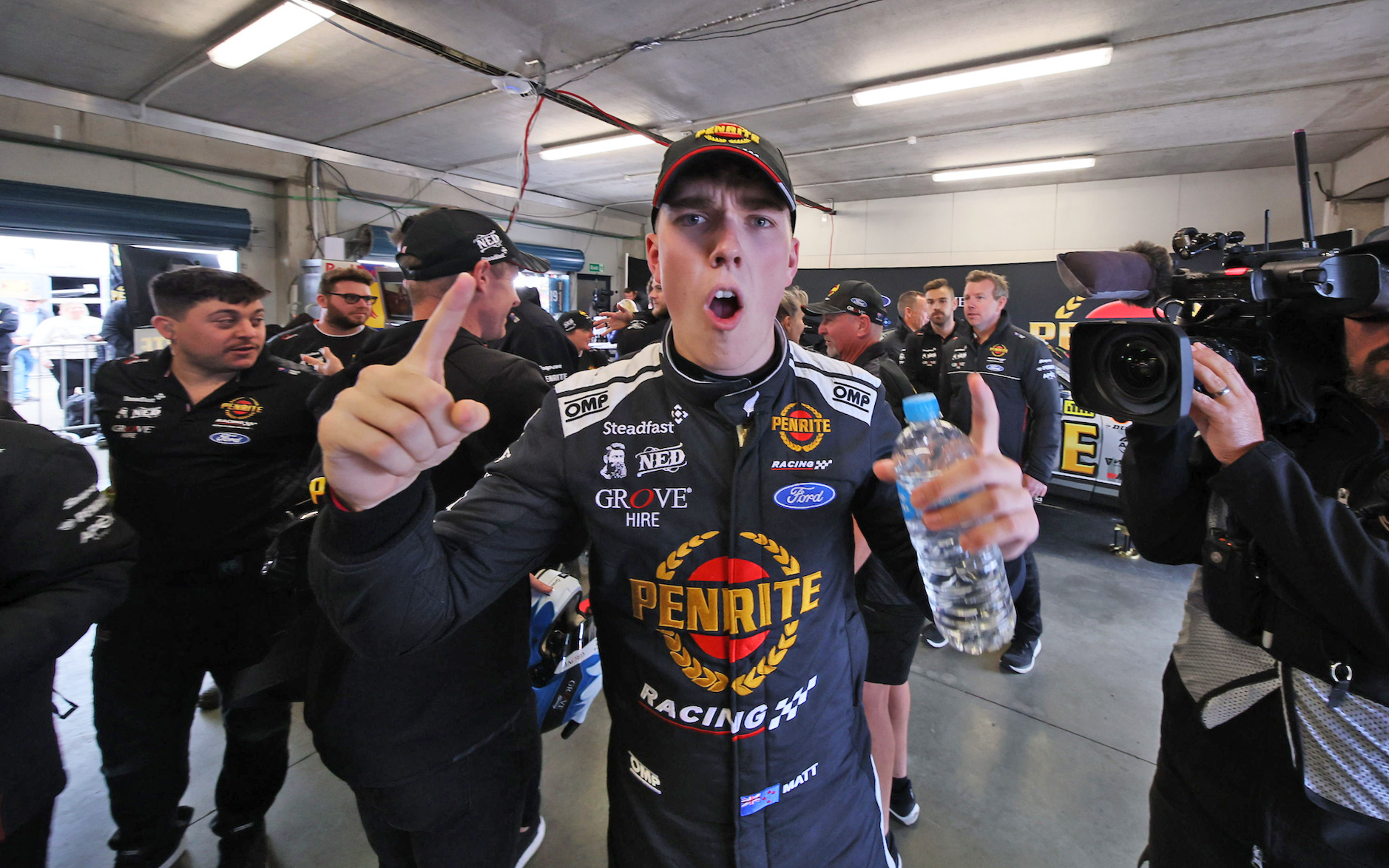 Payne thrills Kiwi fans with Taupō finale pole | Supercars