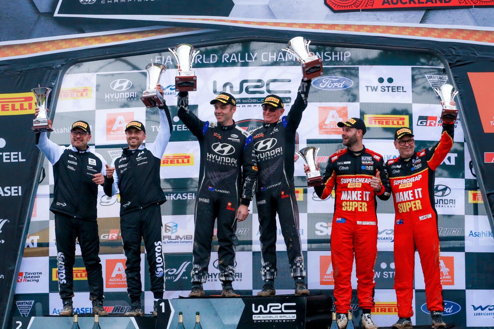 Van Gisbergen overwhelmed by WRC podium | Supercars
