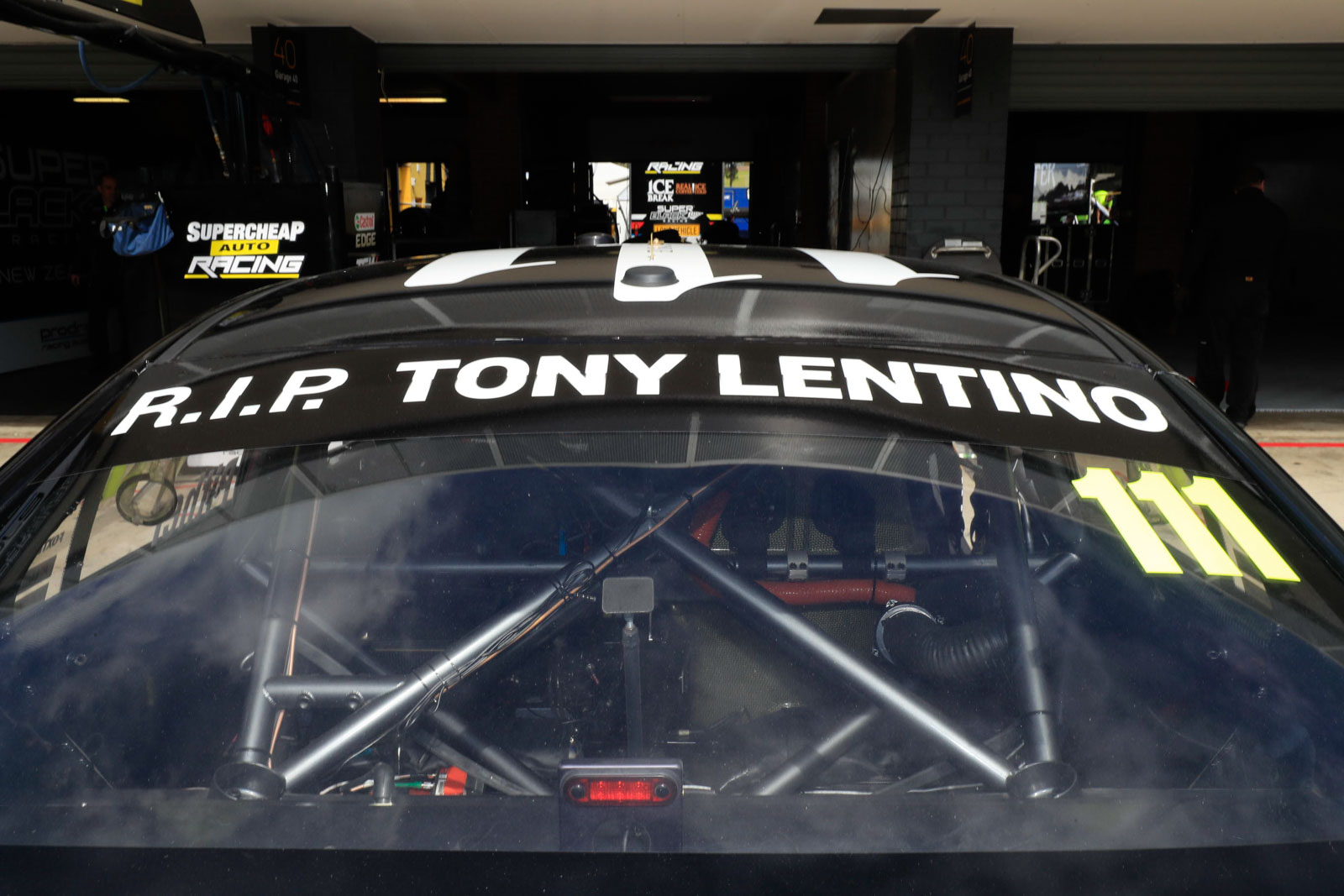 Super Black pays tribute to Tony Lentino | Supercars