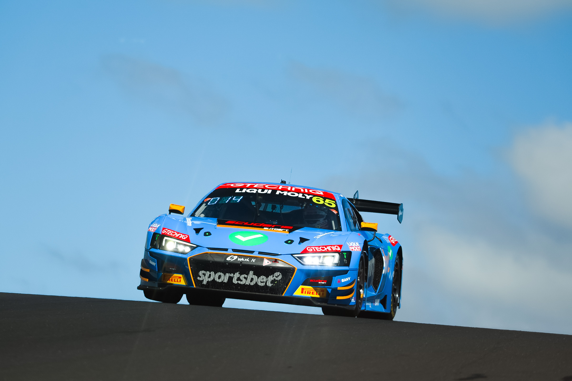 Mostert leads Audi one-two in Practice 1 | Supercars