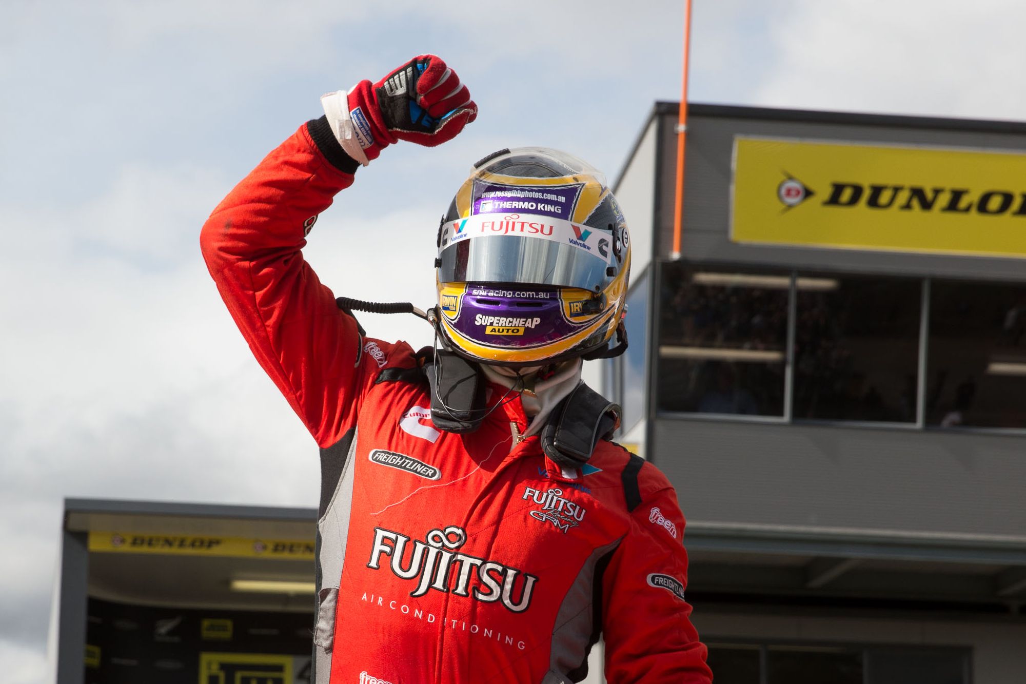 Flashback: When rookie McLaughlin won at home | Supercars