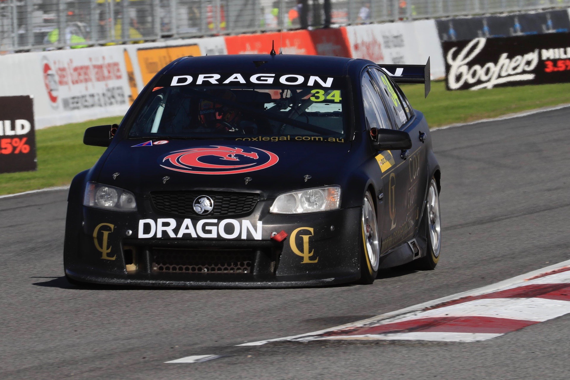 Crowd around Chelsea | Supercars